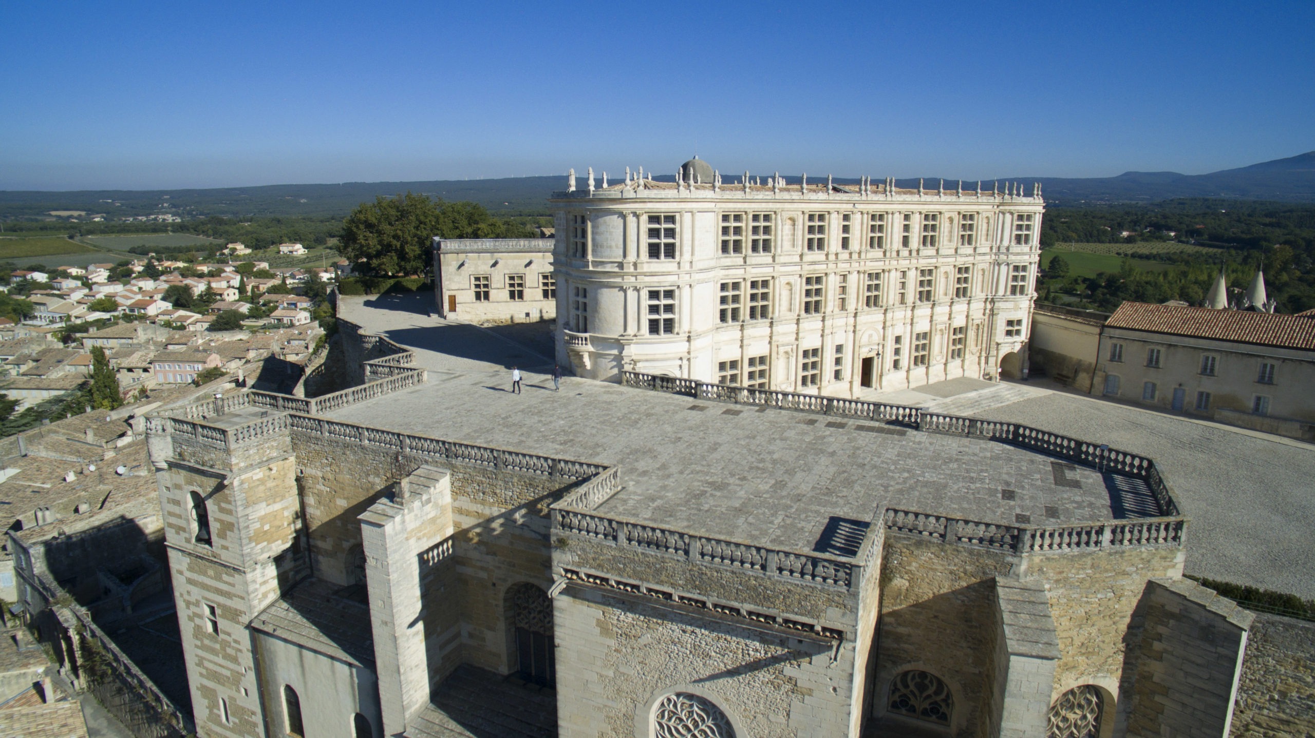 Château de Grignan - Plus grand palais Renaissance de Provence